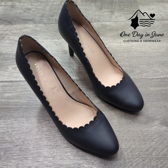 Kelly & Katie | Shoes | Kelly Katie Scallop Edge Heels Size 8 | Poshmark